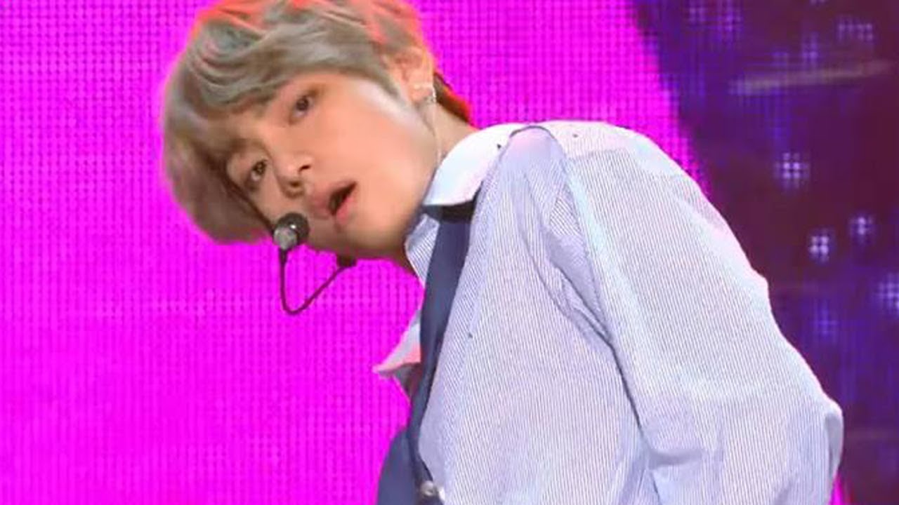 [170929] BTS-DNA performance of today's BTS ON KBS Music Bank - YouTube