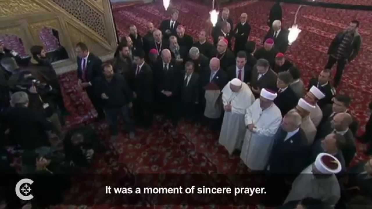 Pope explains prayer in mosque - YouTube