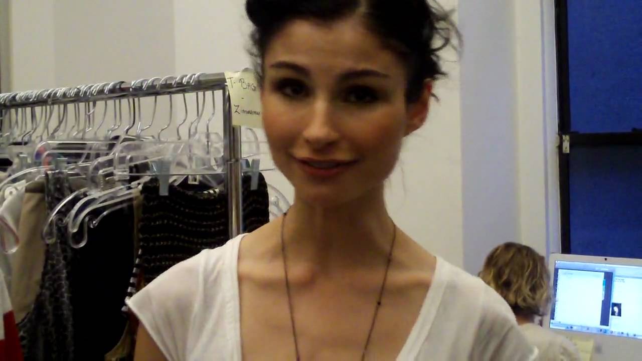 MUSE Model Favorite Things to Do in NYC - YouTube