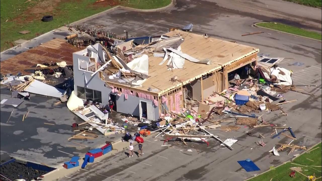 AERIALS: Somerset, KY tornado damage and destruction, buildings, church destroyed - YouTube
