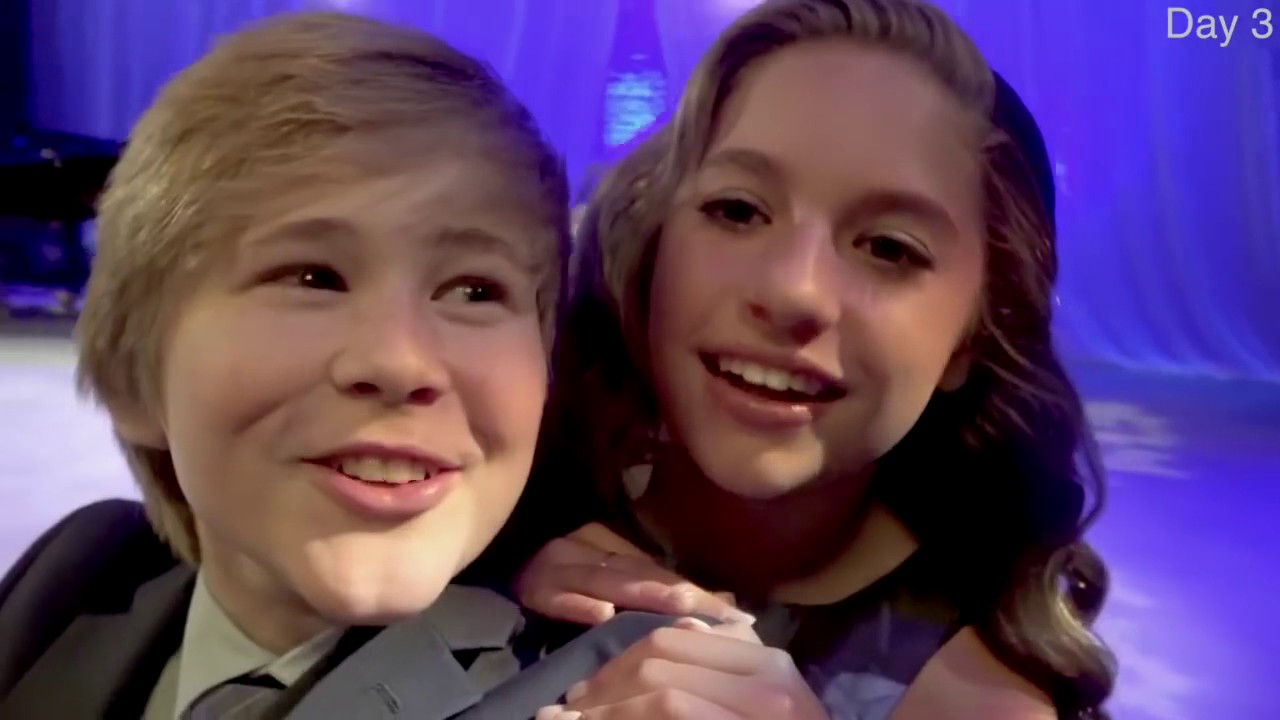 Mackenzie Ziegler and Casey Simpson in New York City! Vlog #4 NYC Part ...