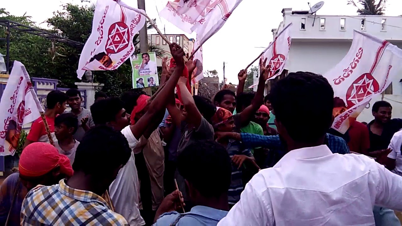 Derasam janasena - YouTube