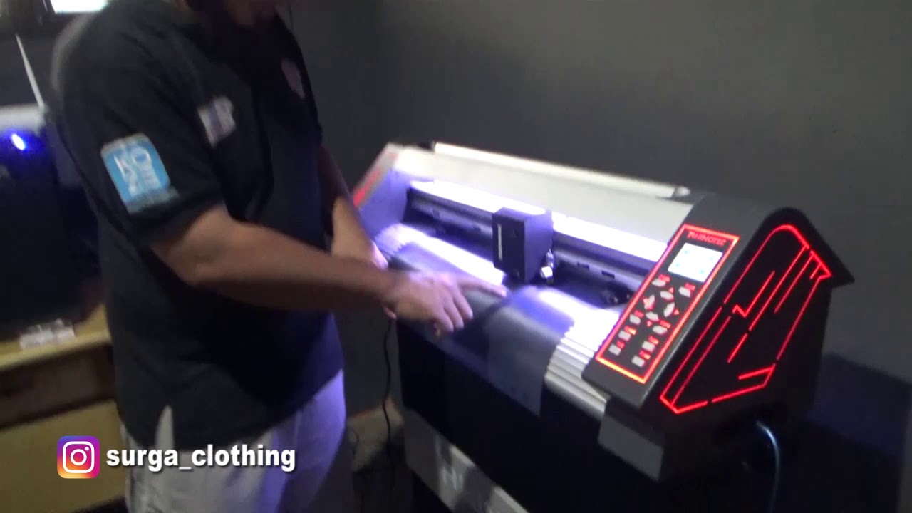 cara menggunakan mesin cutting stiker rhinotec 2 - YouTube