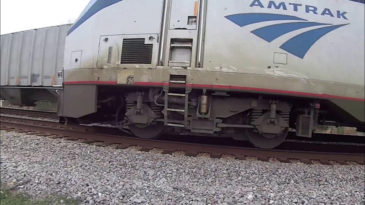 AMTRAK PO90 MEETS CSX G687 IN SELMA, NC - YouTube