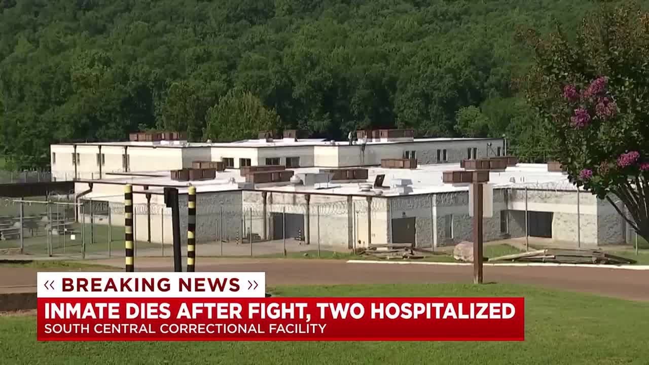 Inmate dies following TN prison fight - YouTube