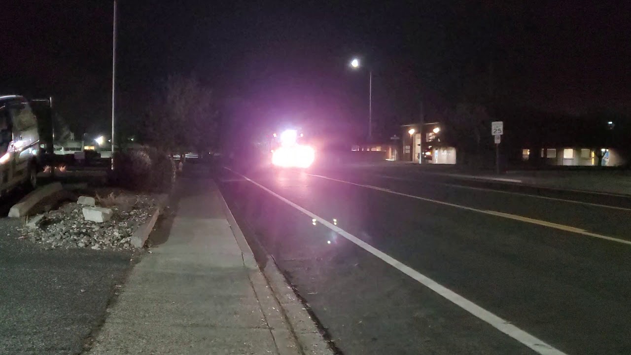 KFD *NEW* M1822 & E1812 Responding - YouTube