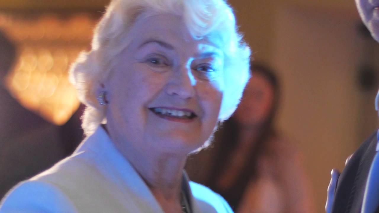 Josh Hindle - Wedding Singer & Entertainer - Promotional - YouTube