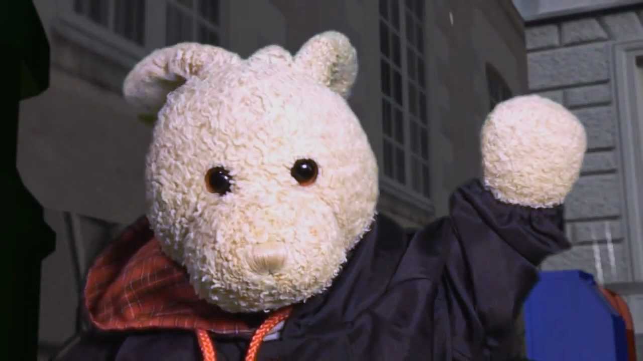 "Visit" - Animated Stuffed Animal Short Film by Zackary Rabbit - YouTube