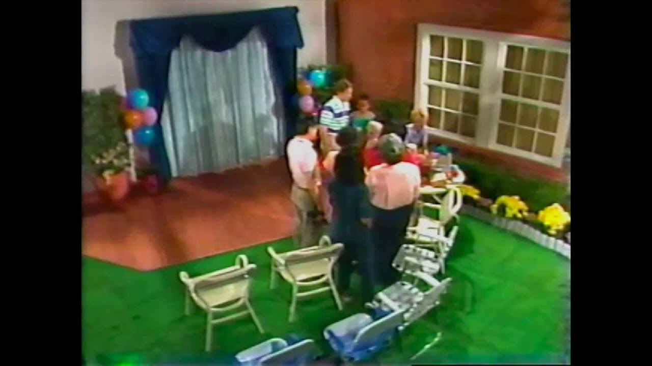 Barney & The Backyard Gang: The Backyard Show Creditless Shot - YouTube