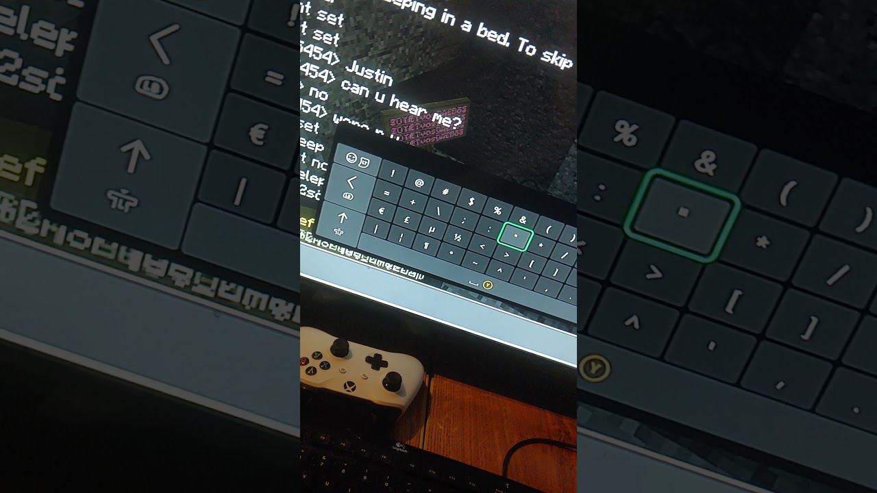 how to do glitchy text in Minecraft xbox - YouTube