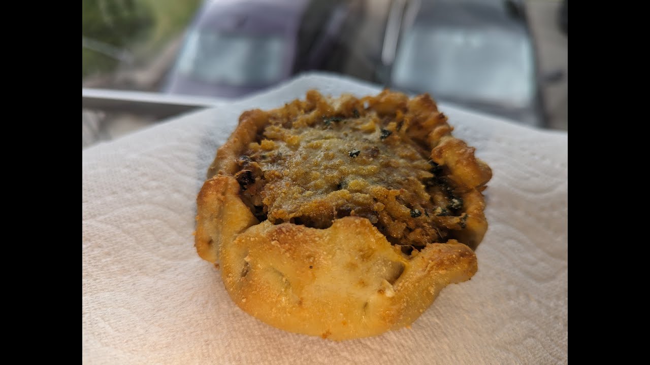 Sicilian Son Creates Cucche (Pastizette) -Episode #69 - YouTube