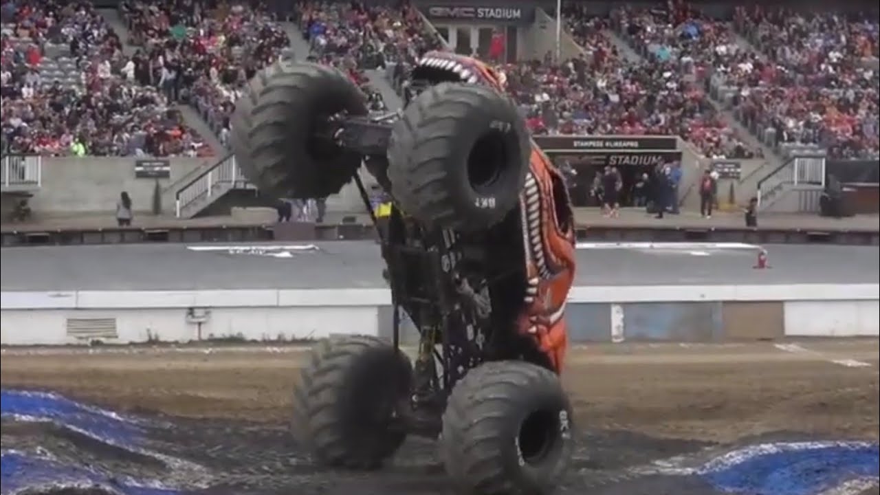Monster Jam Calgary Canada 2023 FULL EVENT HIGHLIGHTS!! - YouTube