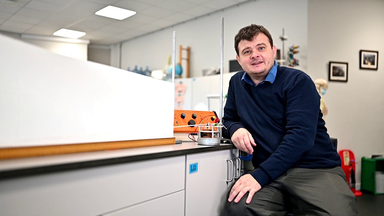 Standing Waves on a String (Melde's Experiment) - How to set up and ...