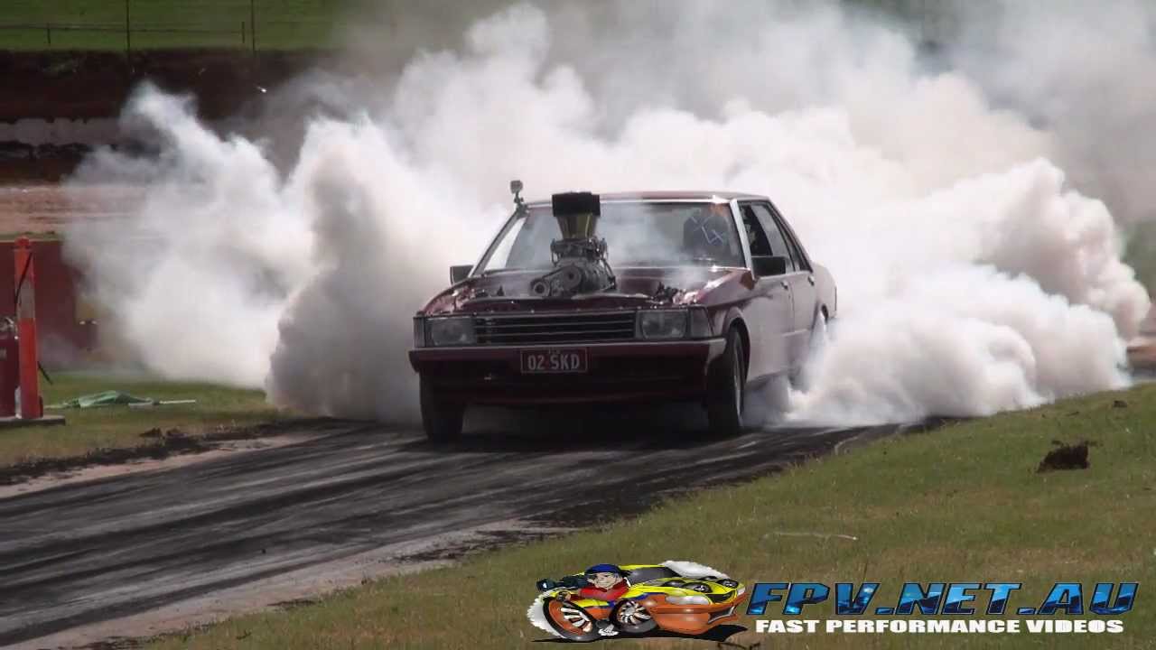 02SKD BLOWN V8 FALCON BURNOUTS AT ARCHERFIELD SPEEDWAY 24.3.2013 - YouTube