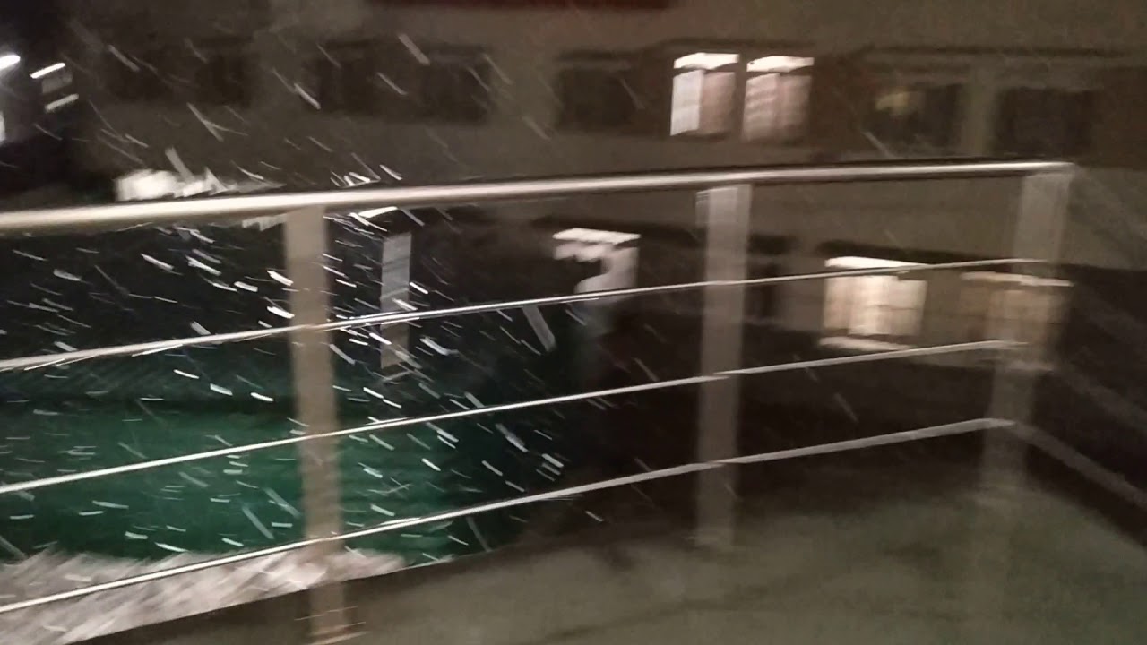 Snowfall in IIT Mandi - YouTube