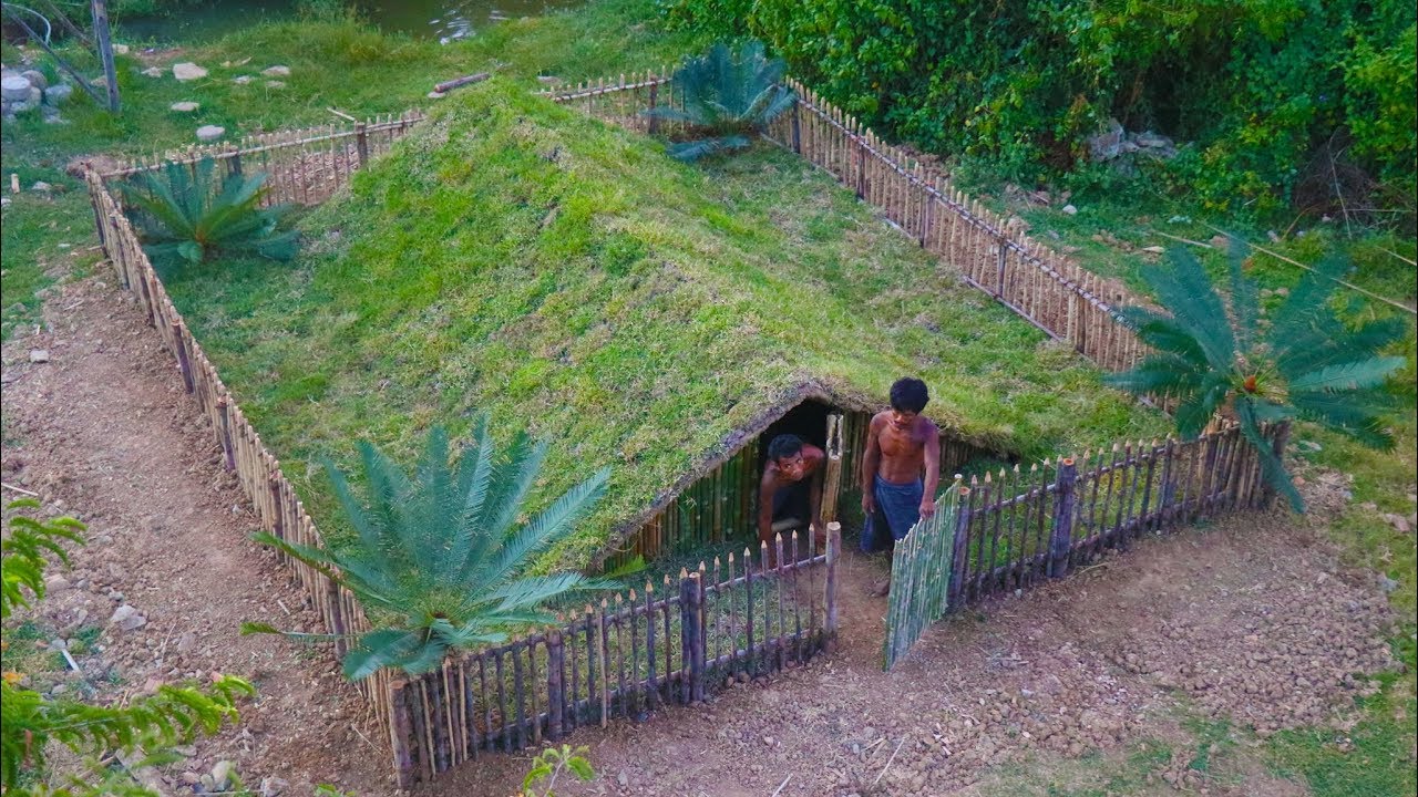 Build Wooden Wall for secret Underground House - YouTube