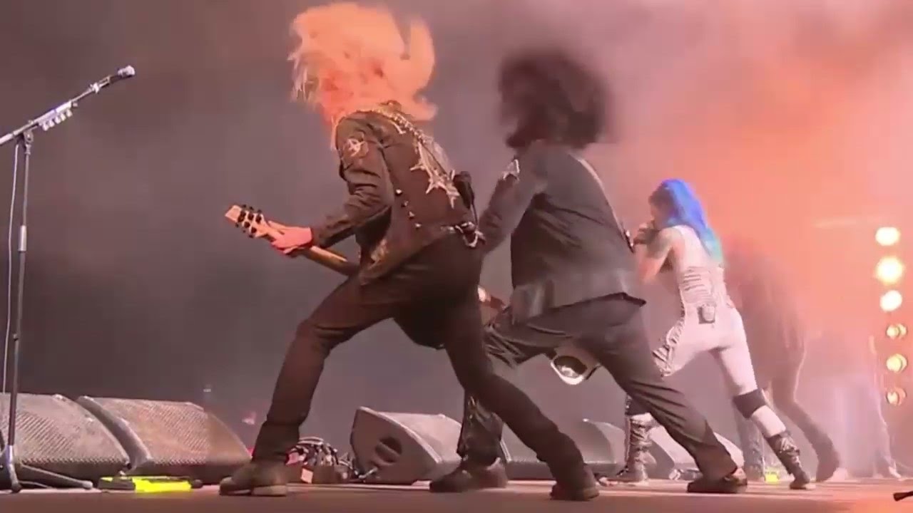 Arch Enemy Old And New Live Clips From Around The World Youtube