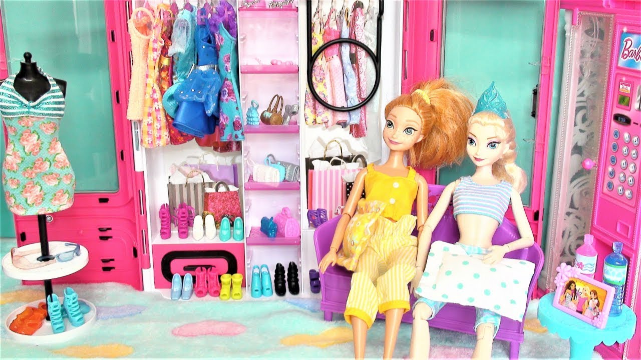 *Barbie morning routine*Princess bedroom*Disney princess dolls dress up ...