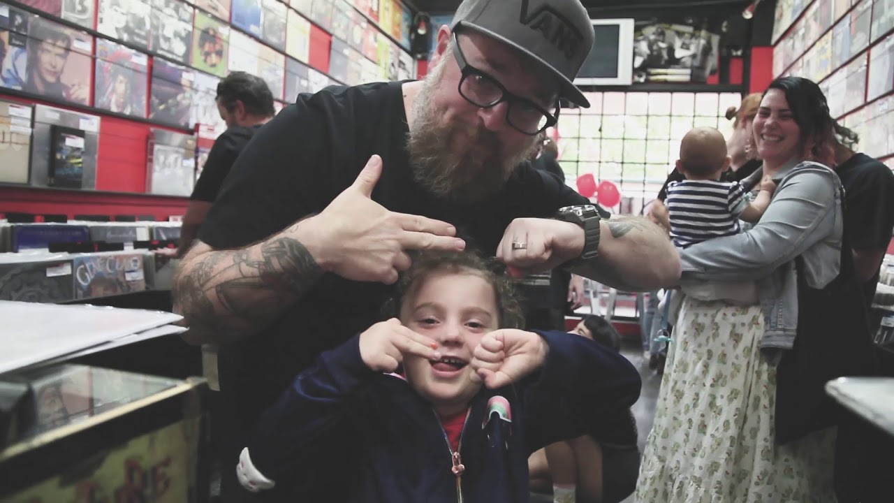 RECORD STORE DAY 2018 @ BEATDISC RECORDS, PARRAMATTA - YouTube