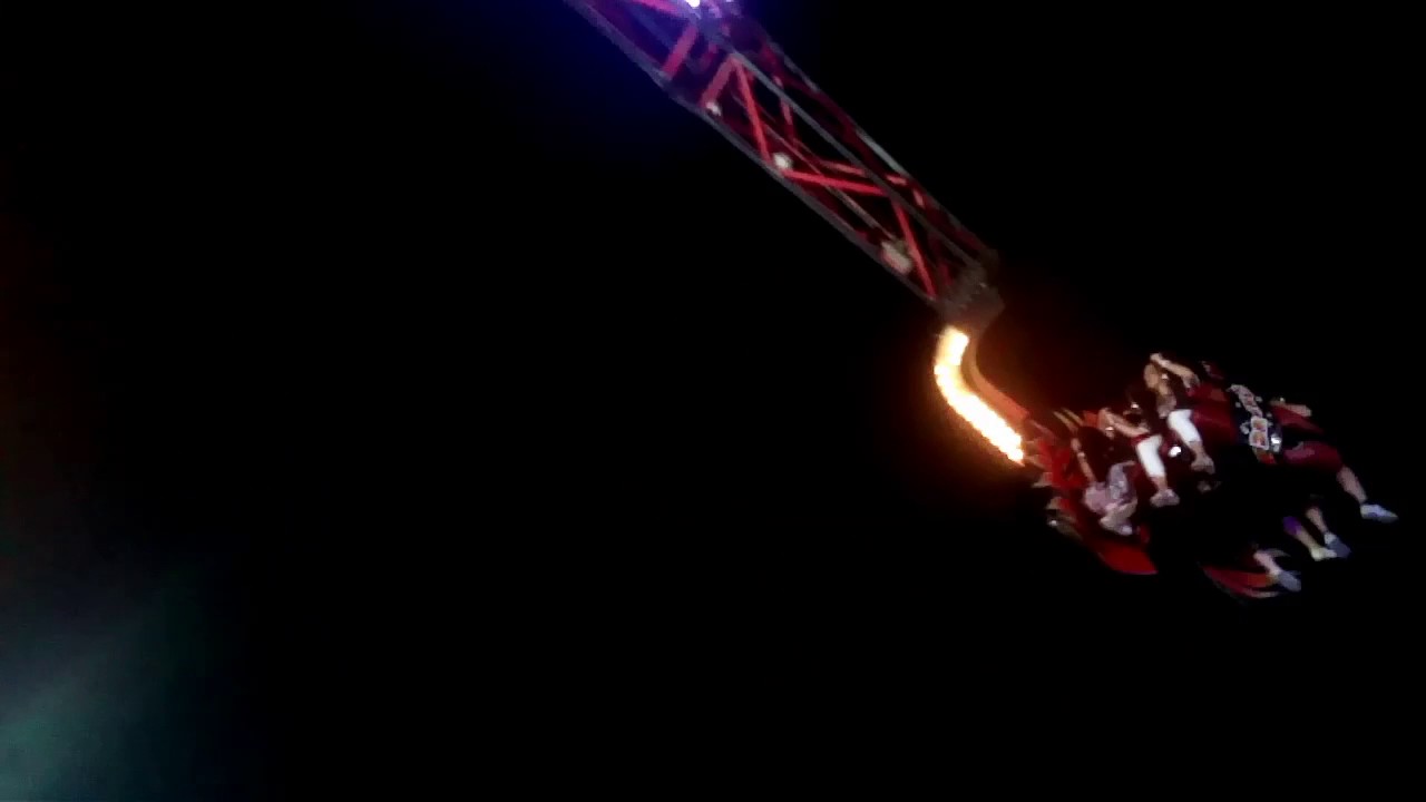 Giostra Booster Terlizzi 05 08 2017 - YouTube