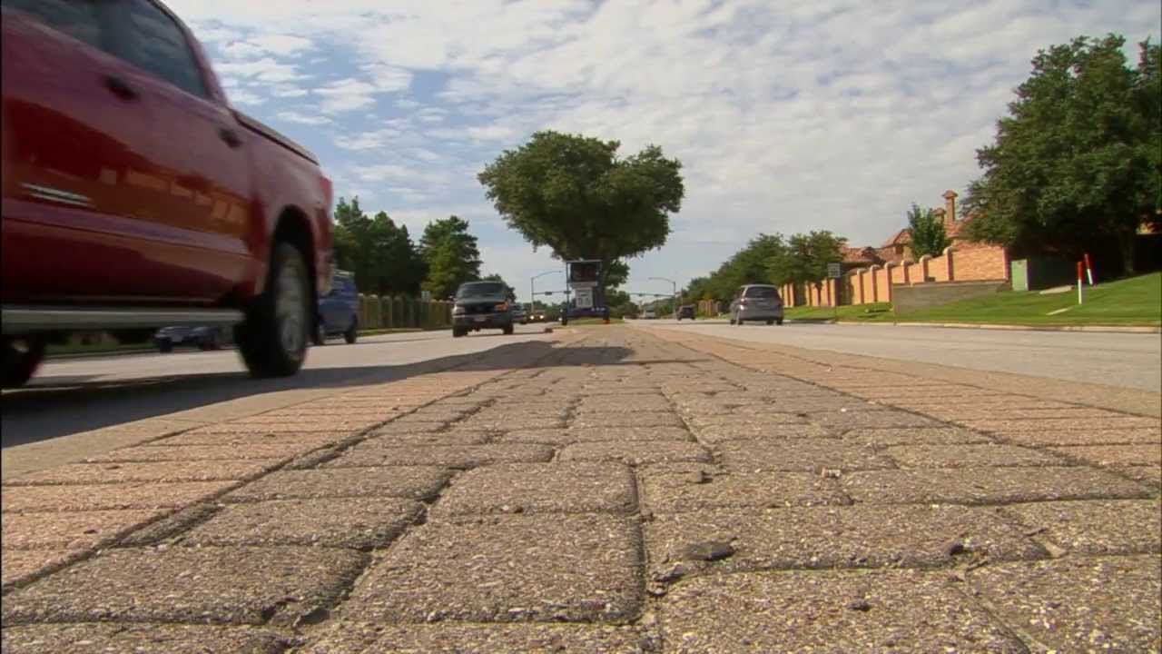 Police Use New Speed Trailers - YouTube