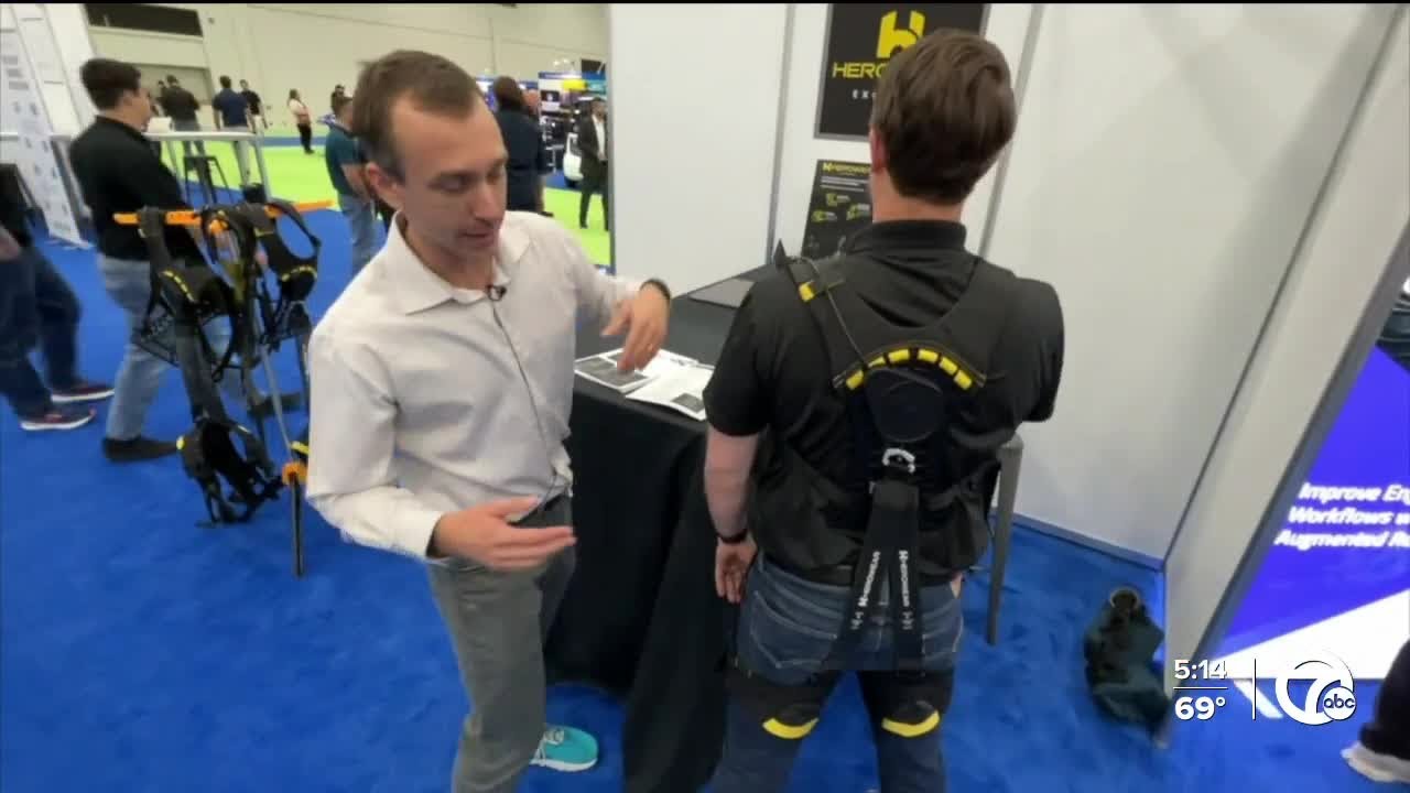 Exosuits, head-mounted tablets among the non-vehicles at the Detroit ...