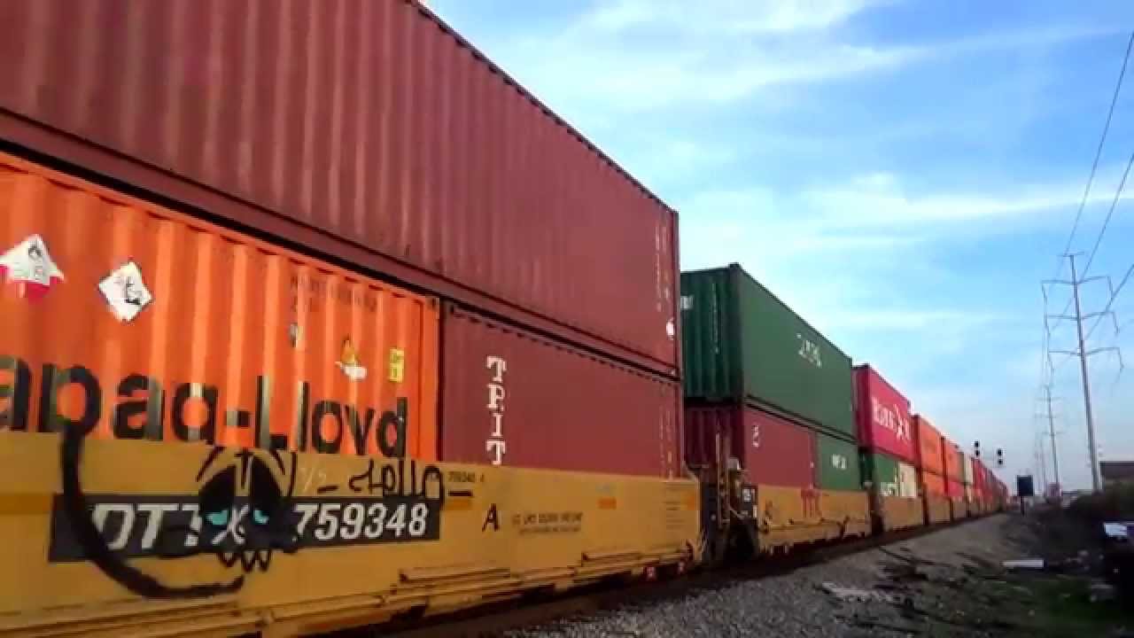 NS 8083 leads the NS 233 and UP 4660 leads 227 - YouTube