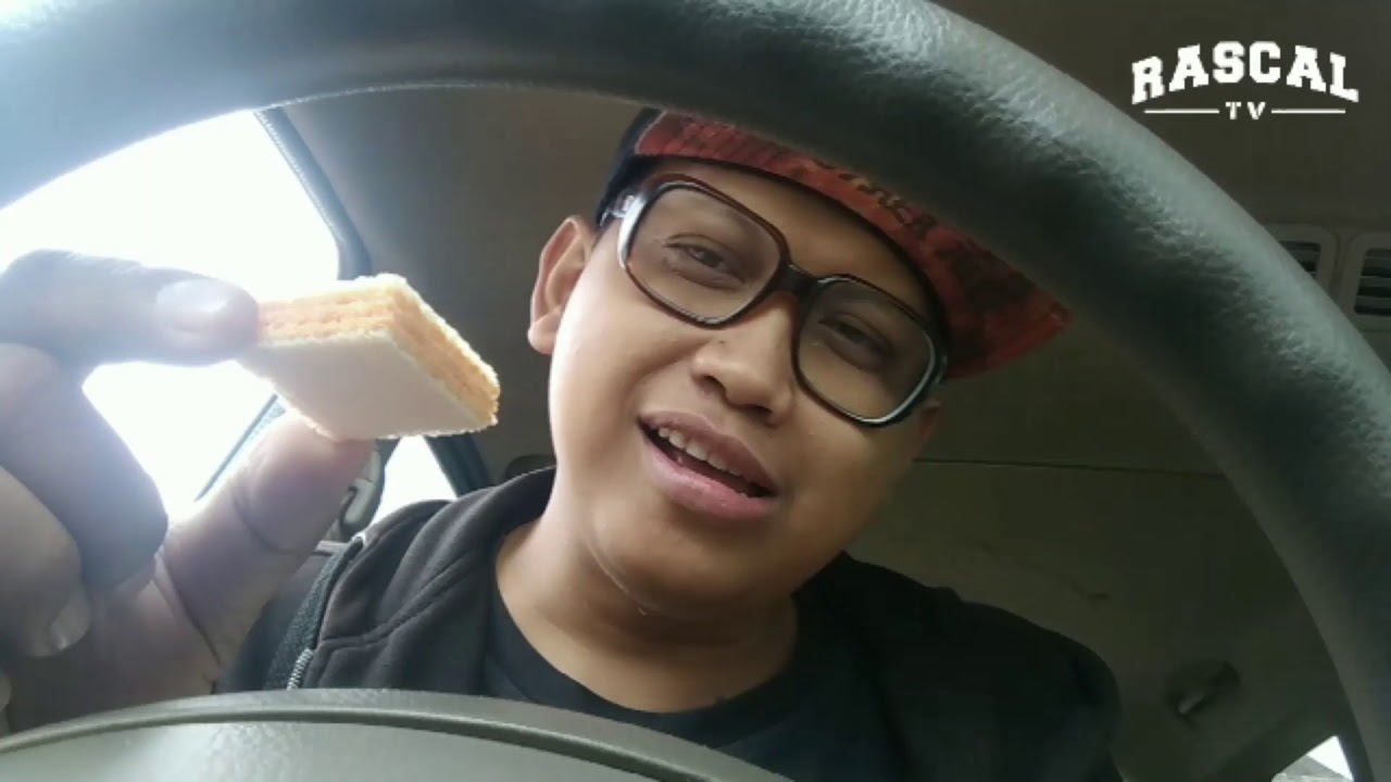 Unboxing Richeese Nabati Cheese Wafer 350gr - YouTube