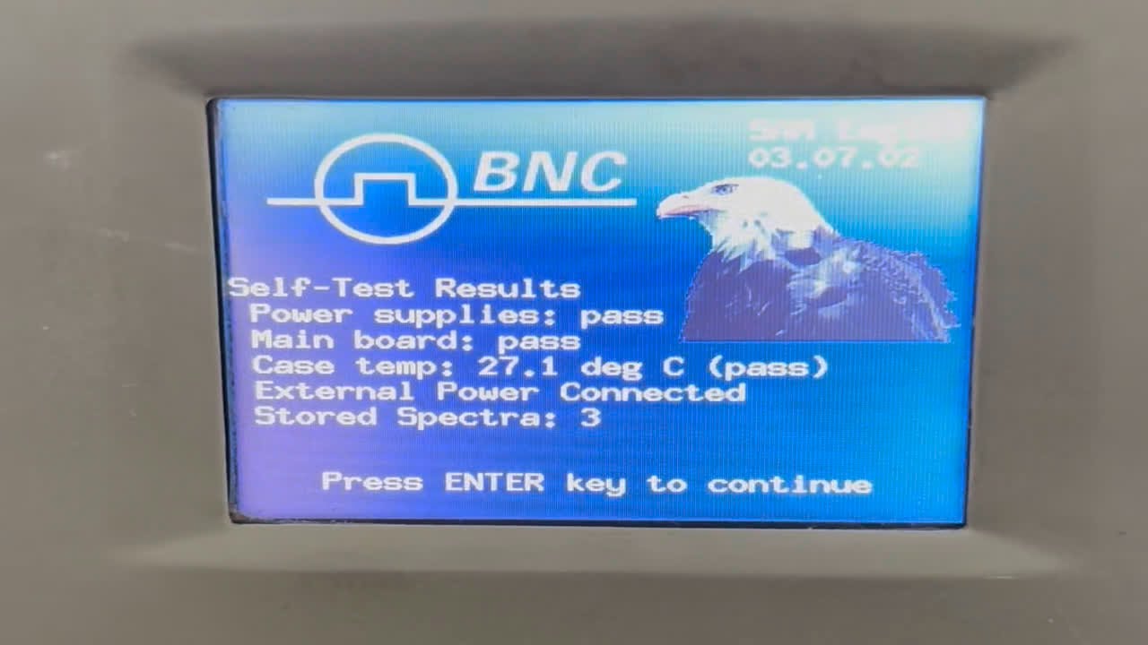 BNC/Berkeley Nucleonics 能谱仪 辐射仪SAM940核素识别仪2英寸碘化钠探头开机演示 - YouTube