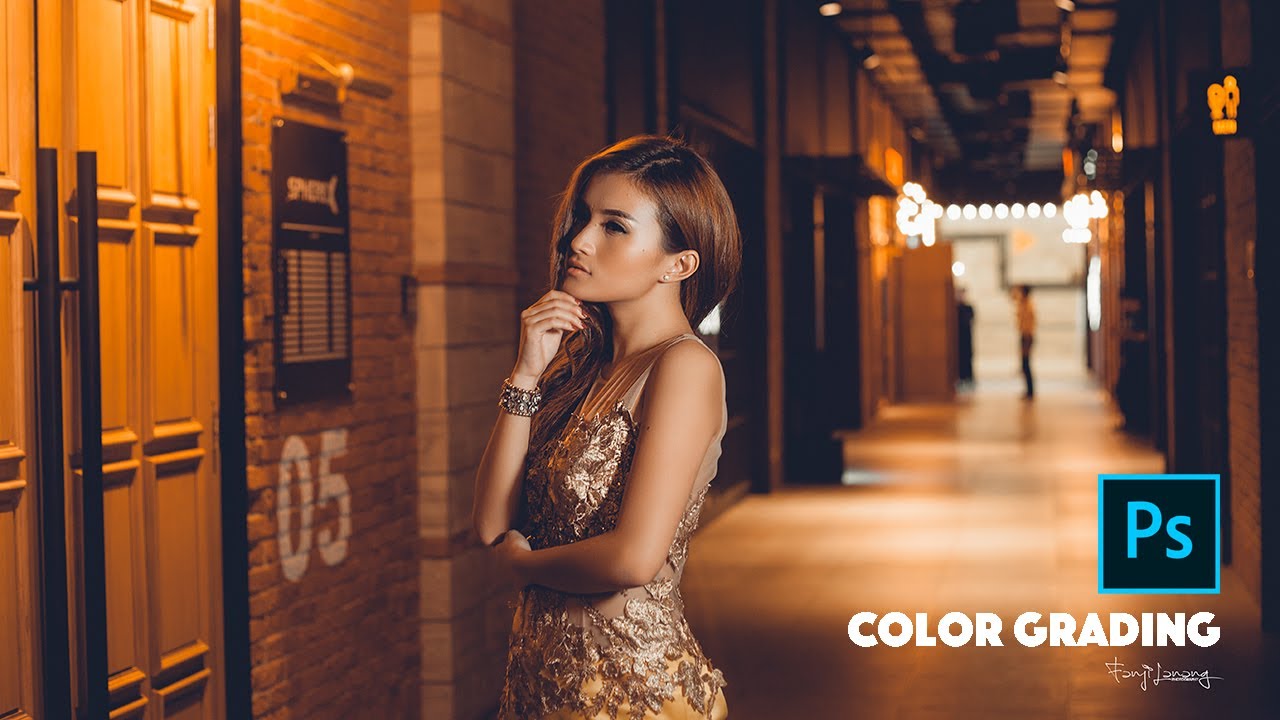 Cinematic Movie Color Grading | Photoshop Tutorial Moody - YouTube