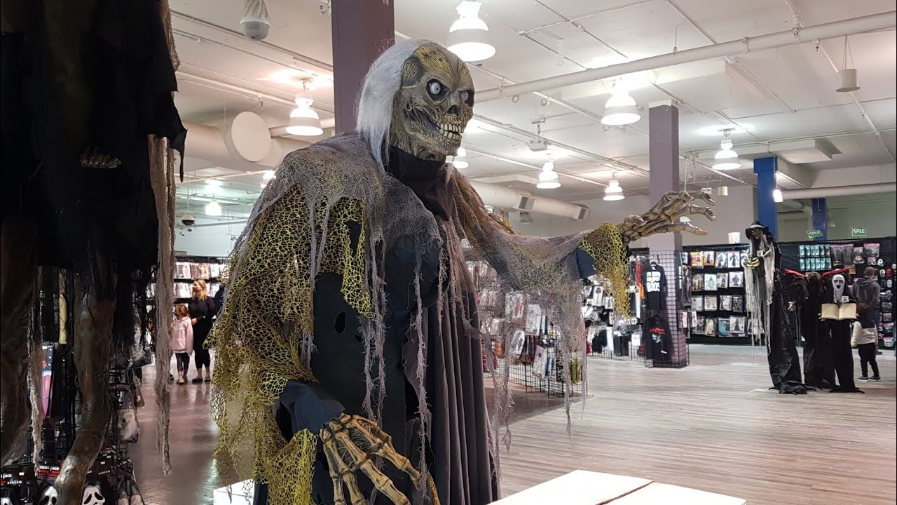 Halloween Alley 2021 Store Tour - YouTube