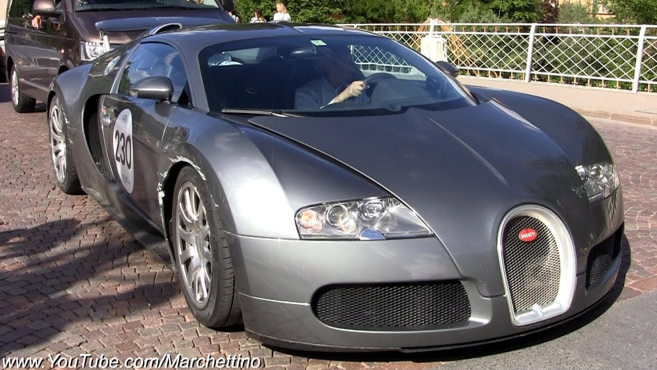 Damaged Bugatti Veyron On The Road - YouTube