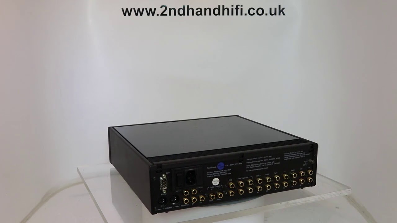 Meridian 562 - YouTube