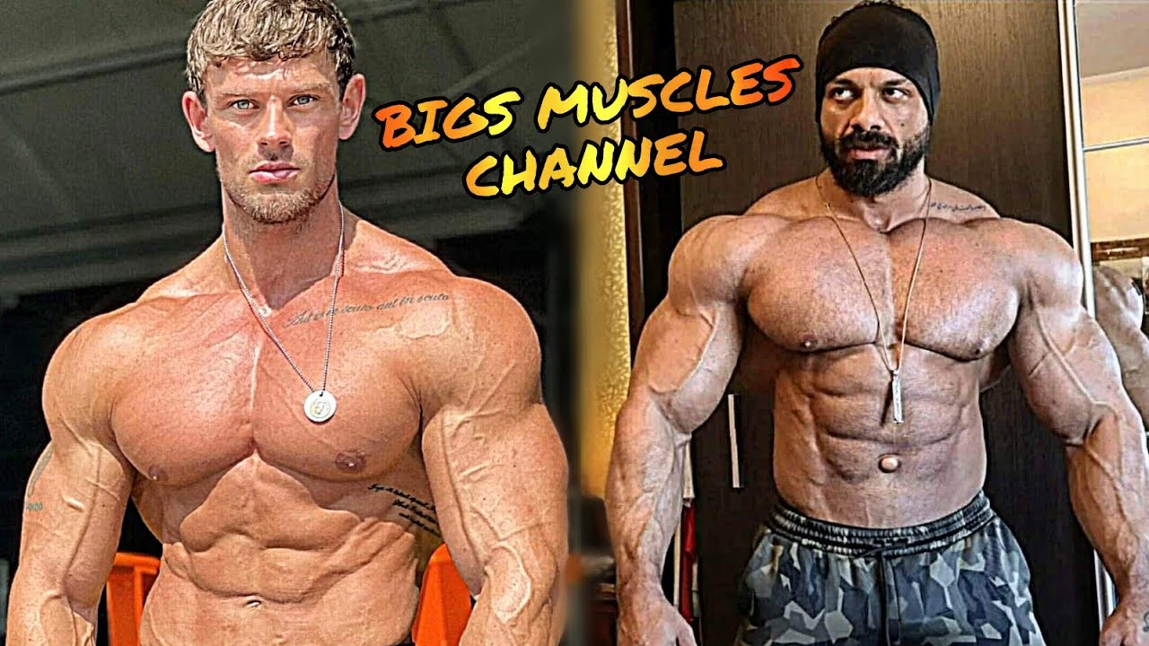 BODYBUILDERS FLEXING MUSCLES - YouTube