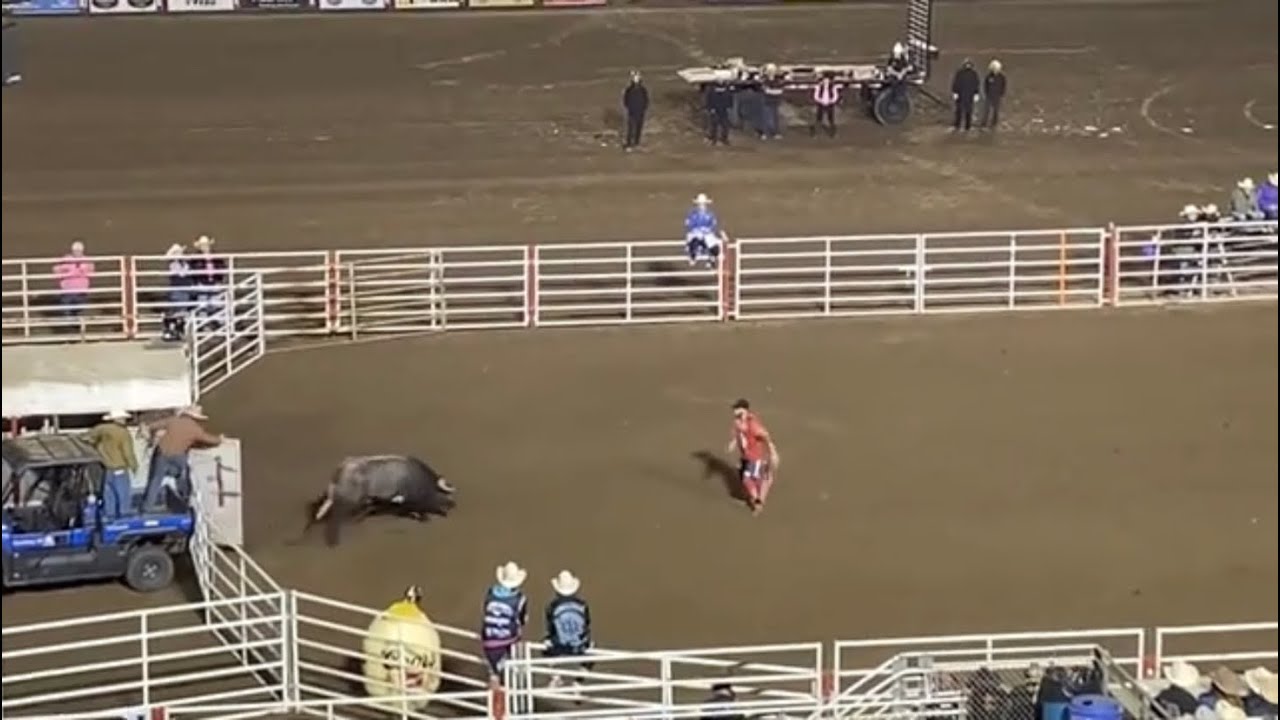 California Rodeo Salinas Highlights 2023 - YouTube