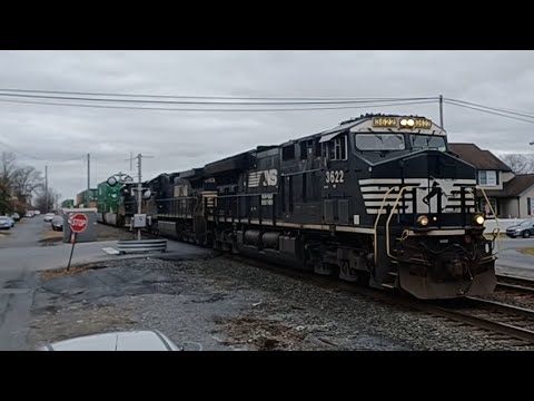 NS 3622 leading NS 28X in Lyons, PA - YouTube