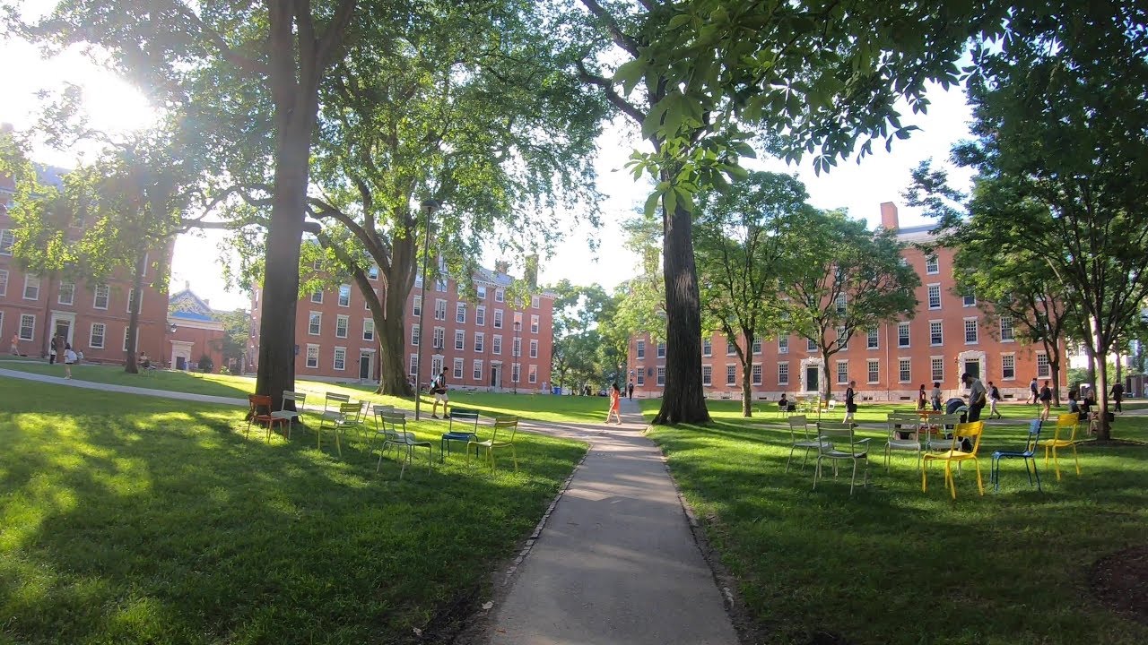 Summer stroll through Harvard Yard [2.7K] - YouTube