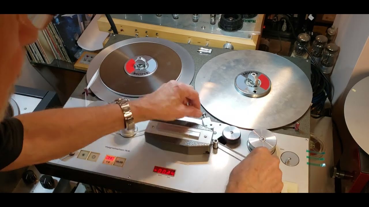 A Look at Telefunken M15A Features and issues - YouTube