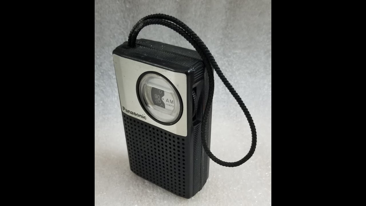 National Panasonic R 1018 AM transistor radio 1960s compact pocket hand ...