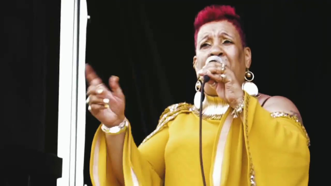 DENISE DAVIS AND THE MOTOR CITY SENSATIONS AT RIVERDAYS - YouTube