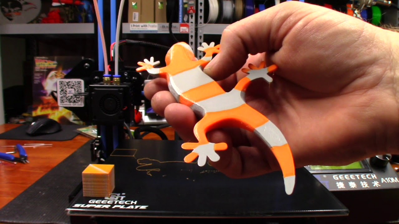 3D Printed Multi Color Lizard On The Geeetech A10M - YouTube