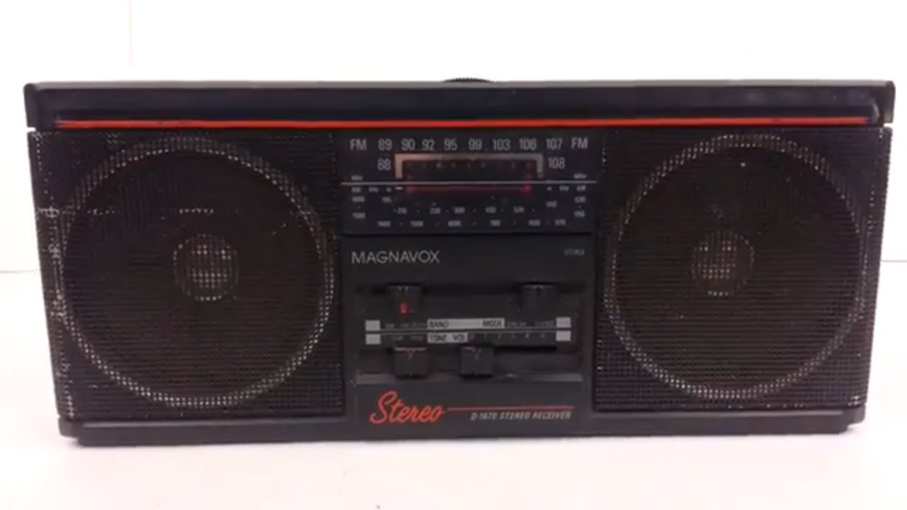 Magnavox D-1670 Mini Boombox AM FM Radio Black Vintage Stereo w/New ...