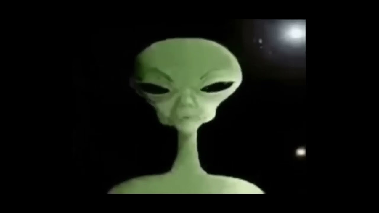 Green Alien Singing "Just The Two Of Us" - YouTube