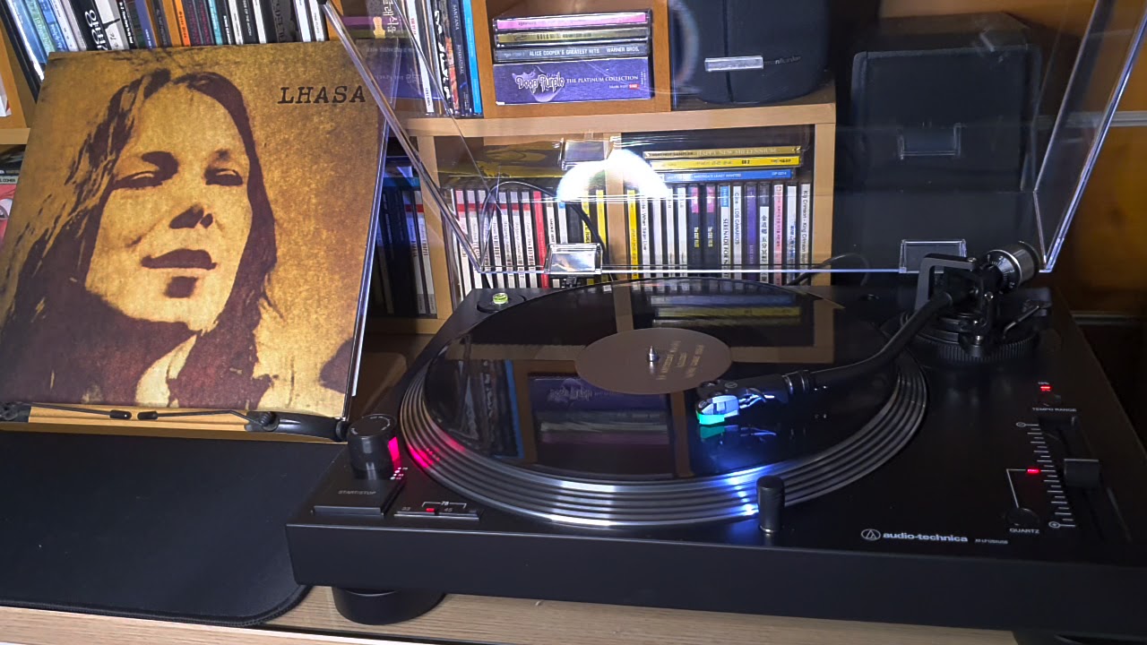 Lhasa 'Love came here' - YouTube