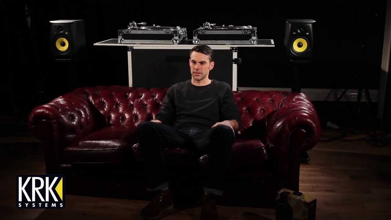 Tom Findlay - Groove Armada on KRK KNS Headphones - YouTube