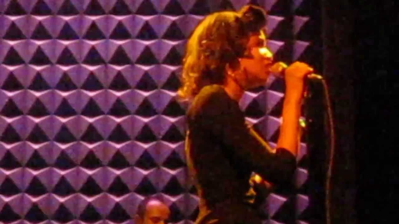 Alice Smith - The One (Acoustic Live) - YouTube