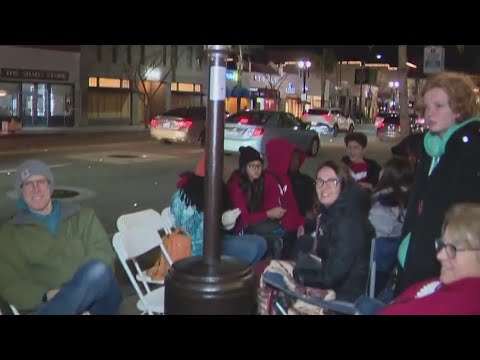 Countdown to the Rose Parade - YouTube