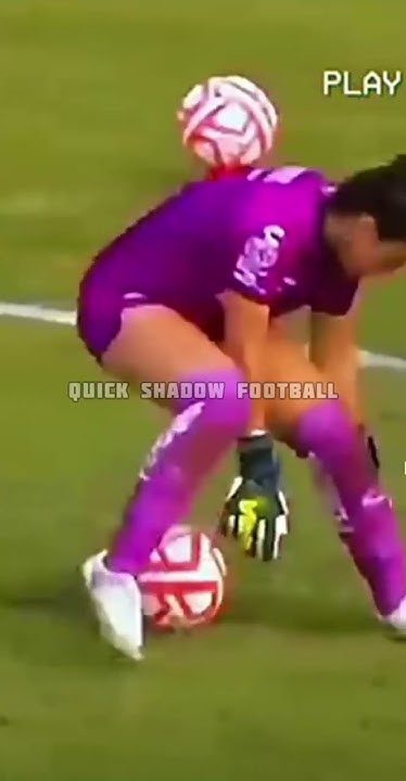 Girls football vs boys football #shorts#motivational#viral - YouTube