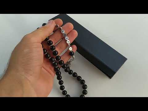 Ad ile hazilanmis tesbehler xüsusi qablarla 22 manat Whatsapp +994709287961