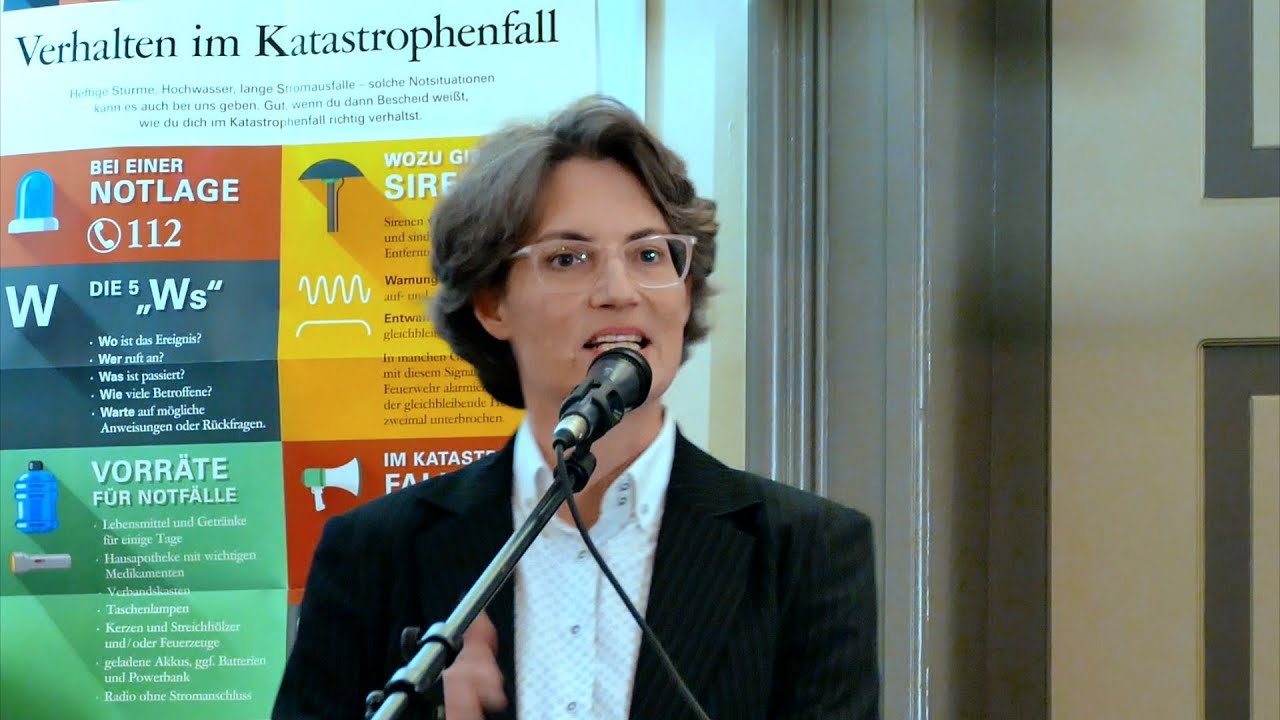 Begrüßung durch Eva Philipp - YouTube